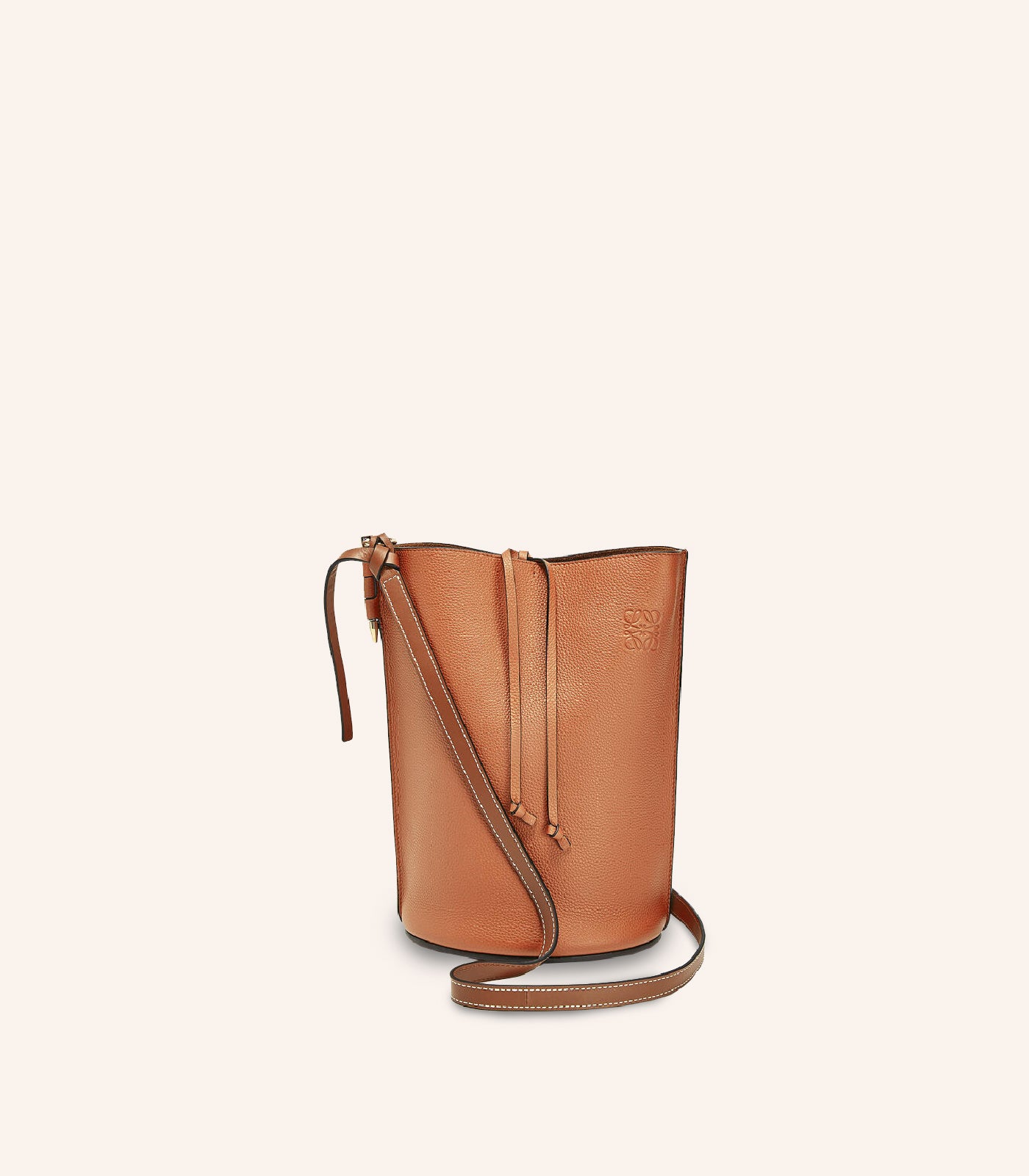 Tas Loewe Gate Bucket Bag in Soft Grained Calfskin - Toko Tas Branded ...