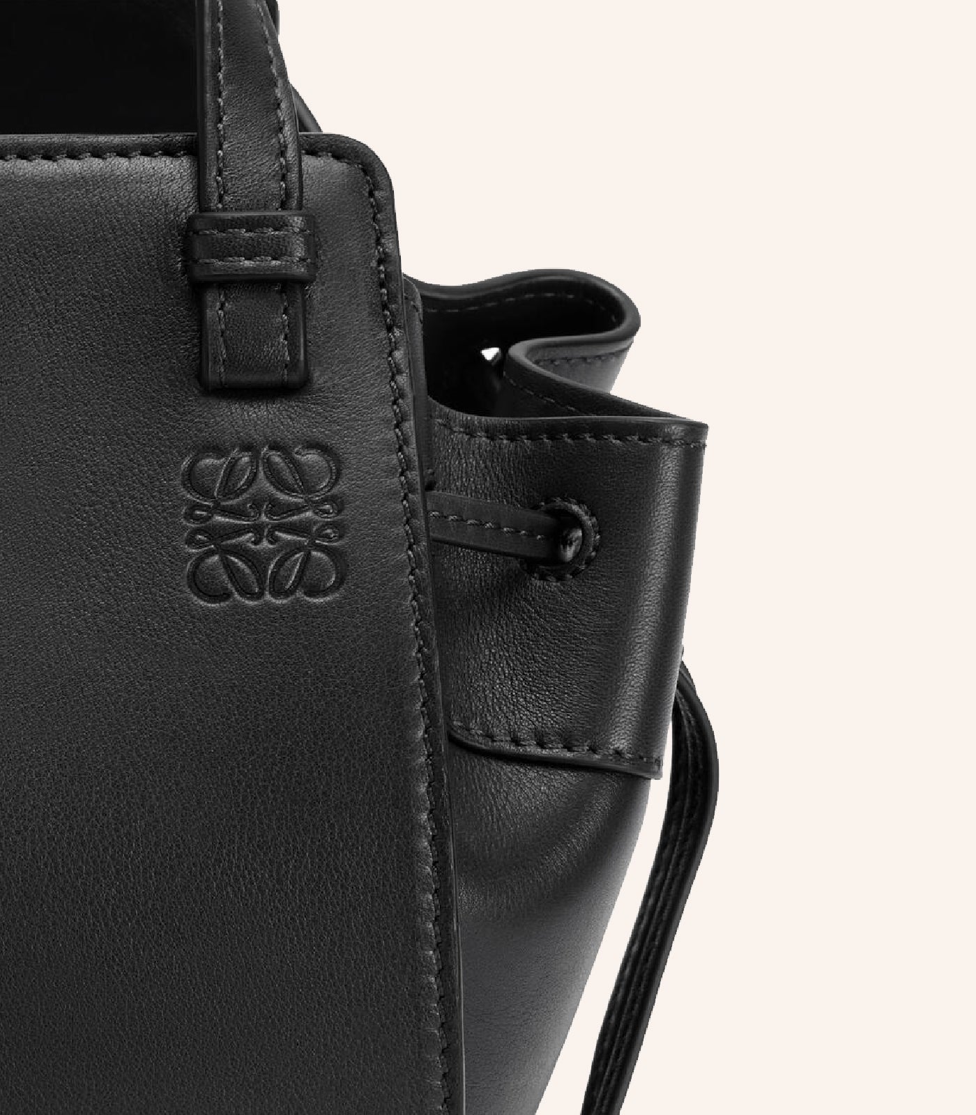 Tas Loewe Mini Hammock Drawstring Bag in Nappa Calfskin - Toko Tas ...